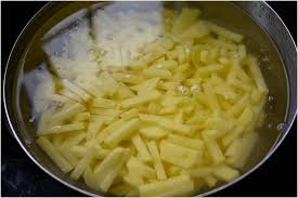 Soaking The Potatoes: The Chef's Secret To Better Cooking